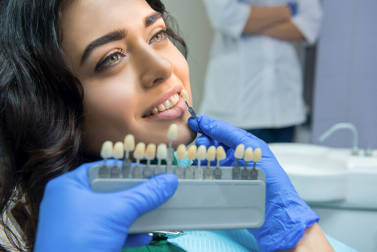 La Escala de color de los dientes – Clínica Gimeno